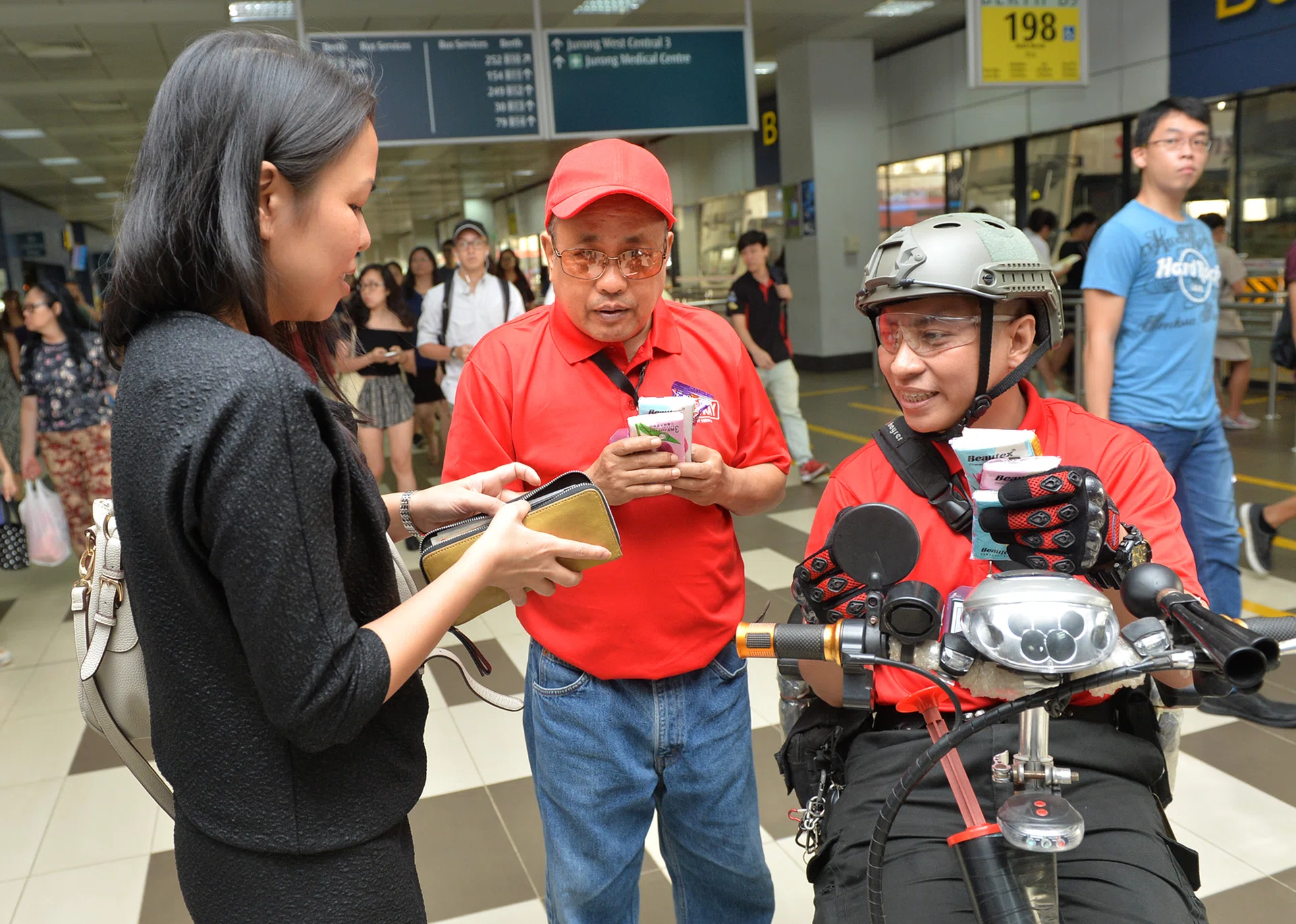 Helping the poor to become 'towkays' | The New Paper