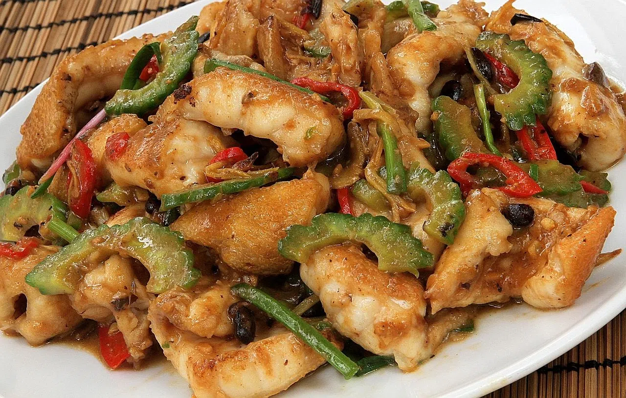 Hed Chef: Stir-fried fish belly with bittergourd | The New Paper