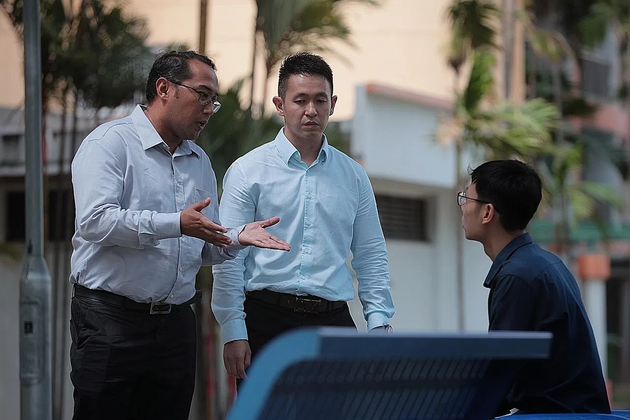 Tracking down suspected coronavirus patients using crime-solving skills ...