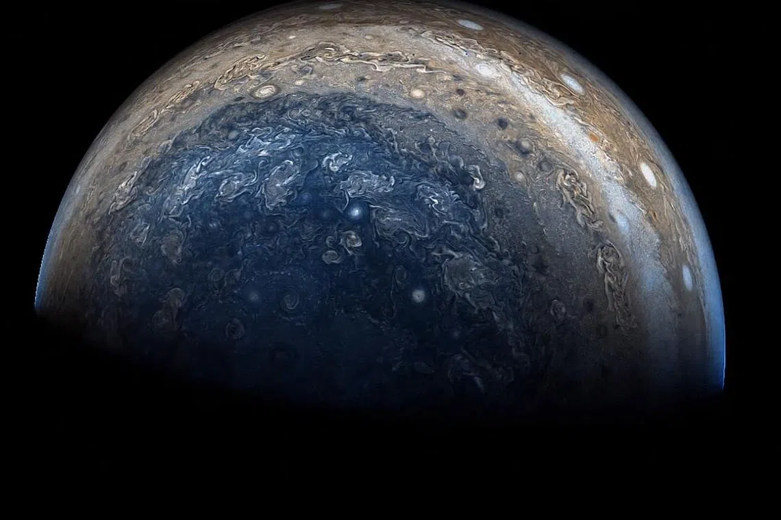 [VIDEO] Just released: Breathtaking footage of Jupiter as NASA's Juno ...