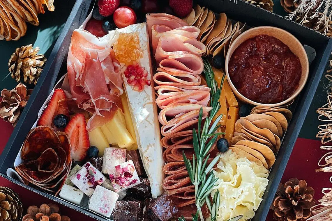 How to construct a grazing platter this Christmas and New Year season ...