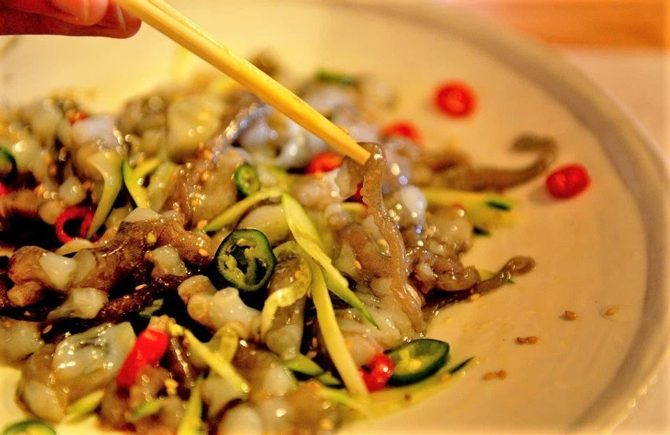 East Asian literati, Korean rice wine and writhing octopus tentacles