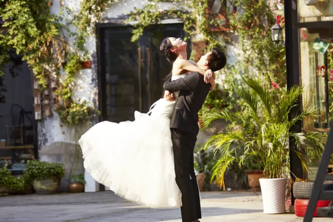 6 Things That Couples Regret Spending On For Their Wedding | The ...