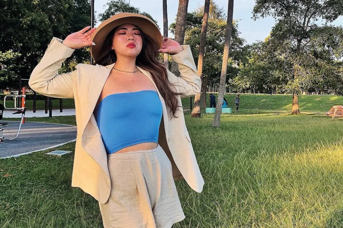 This Body-Positive Influencer Is All About Celebrating All Body Types ...