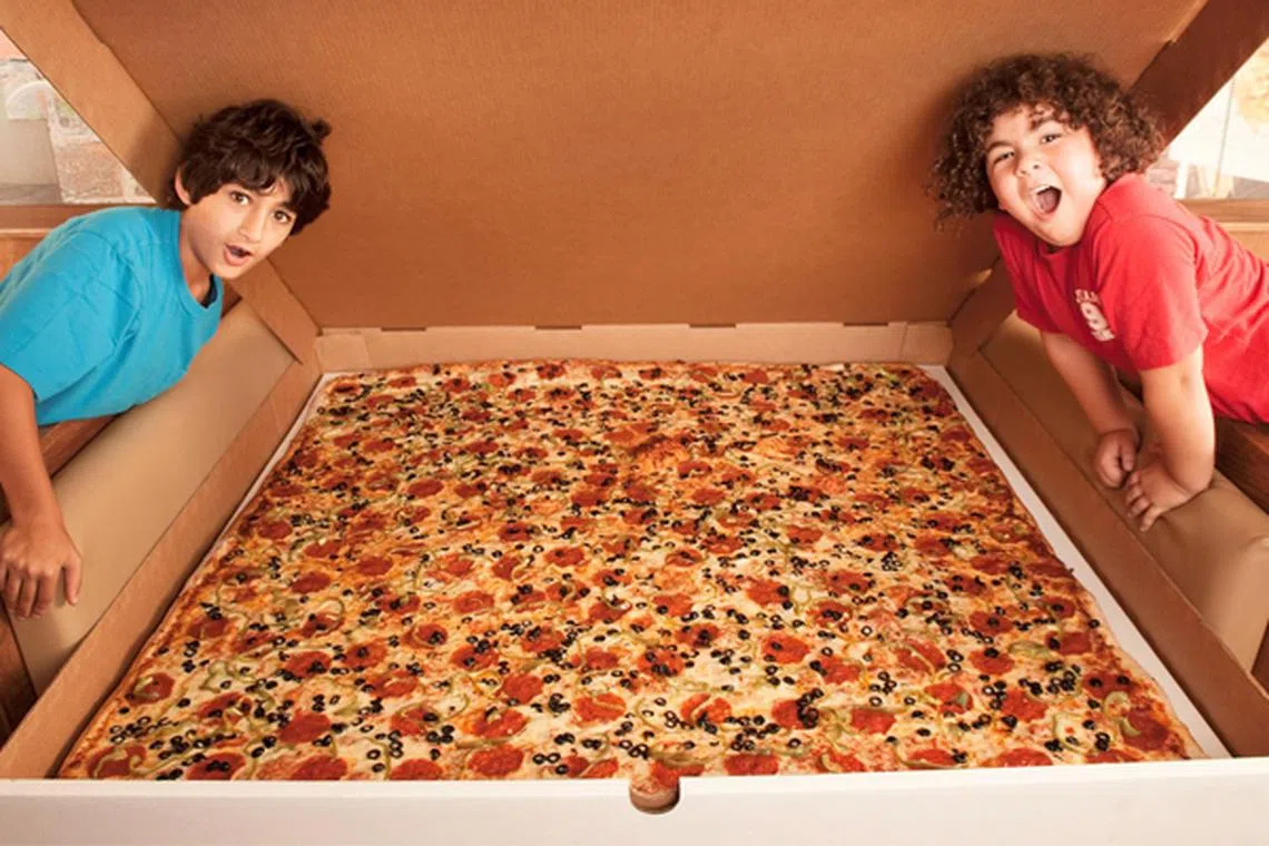 Top 5 Most Incredible Foods In The World That Broke Guinness World ...