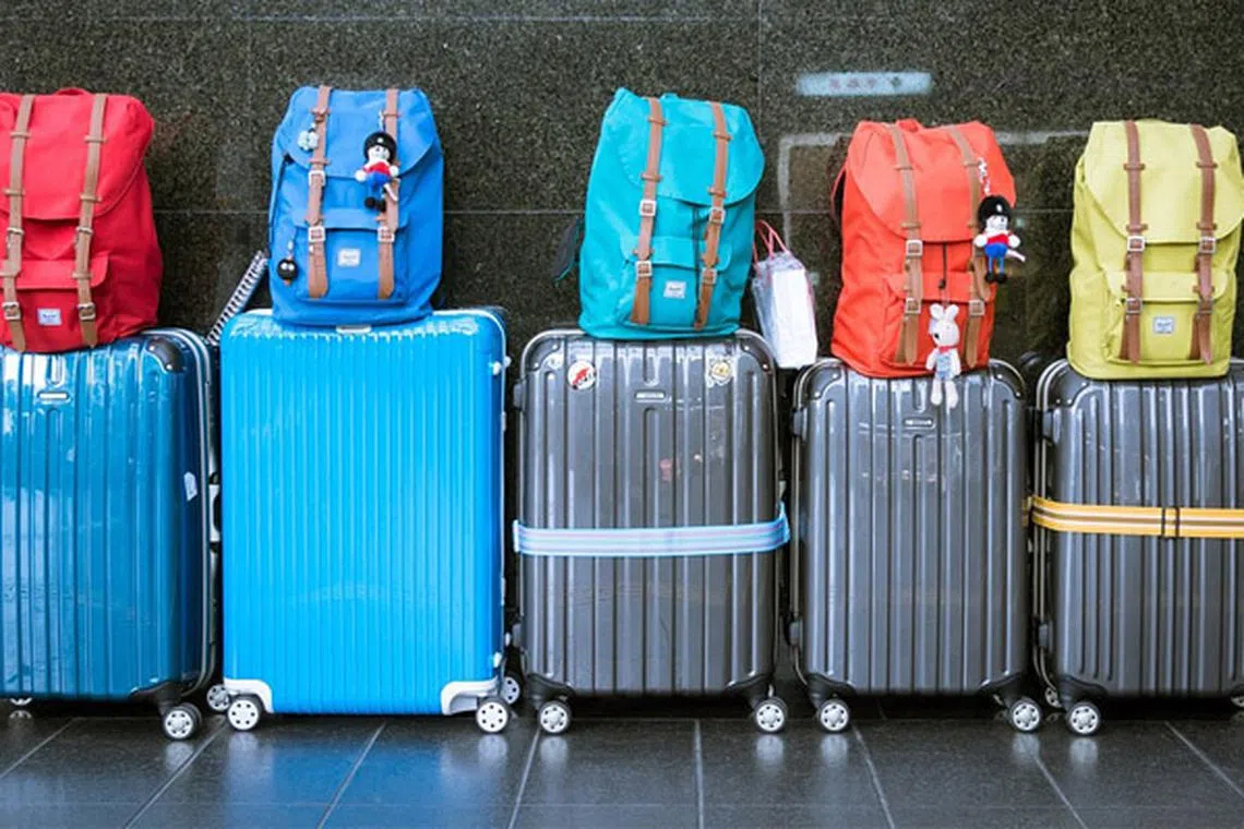 Always Take These Electronic Gadgets With You When You Travel - The ...