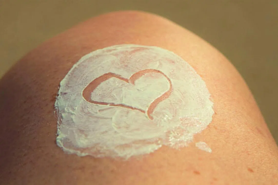 Use These Gentle Skincare Ingredients To Soothe Sensitive Skin - The ...