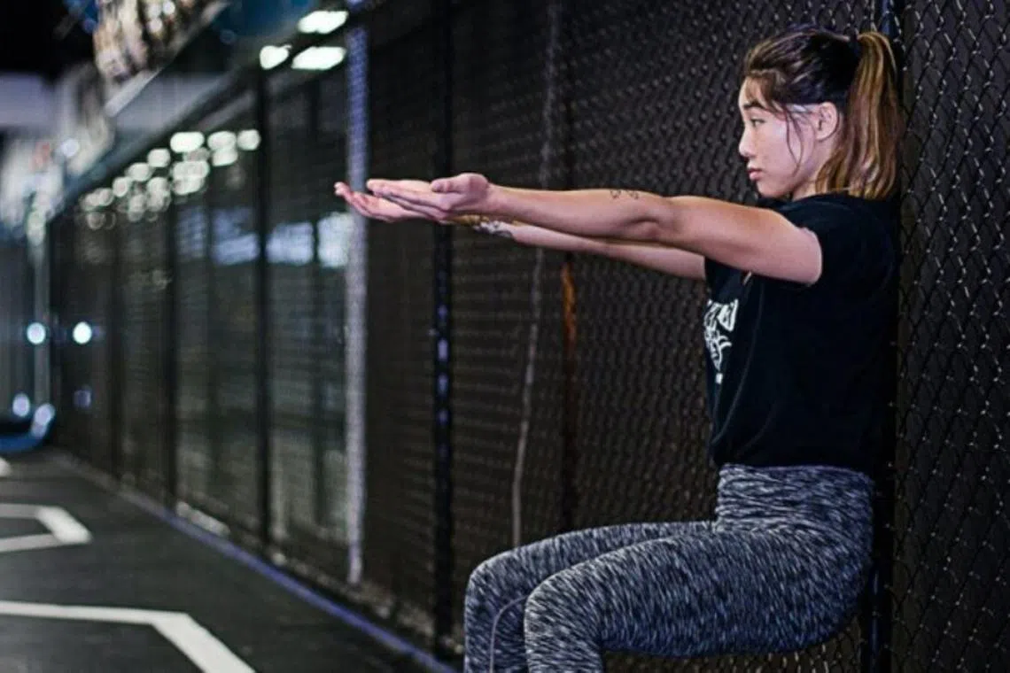 10 Isometric Exercises To Improve Flexibility, Tone Up Your Body & More ...
