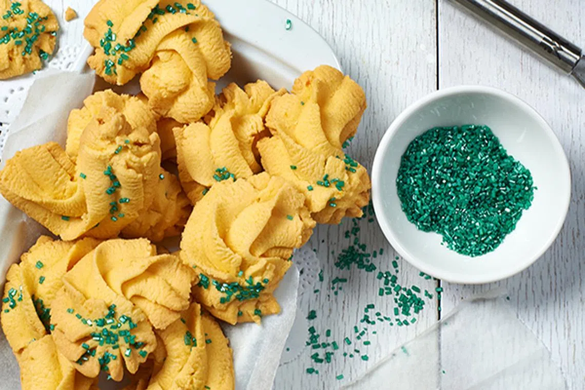 10 Hari Raya Cookies And Cakes To Make - The Singapore Women's Weekly ...