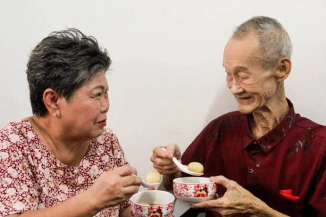 After 40 Years Of Dating This Couple Has Finally Gotten Married | The ...