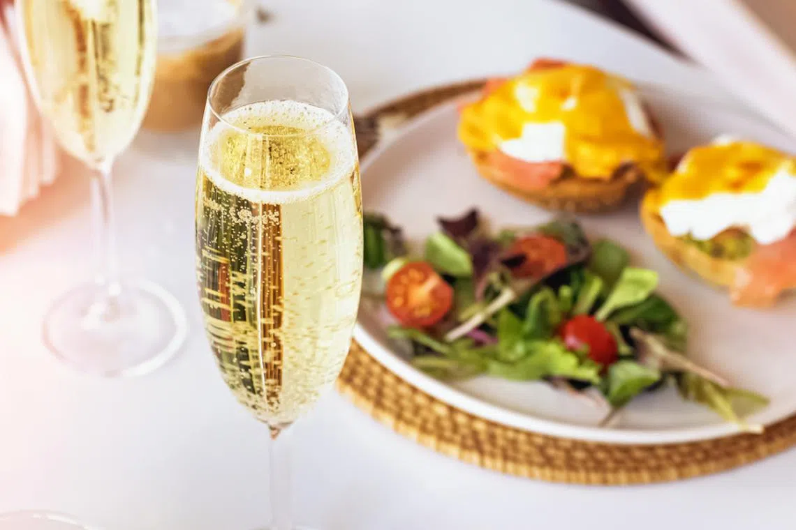 5 Champagne Brunches To Enjoy With Friends On The Weekend | The ...