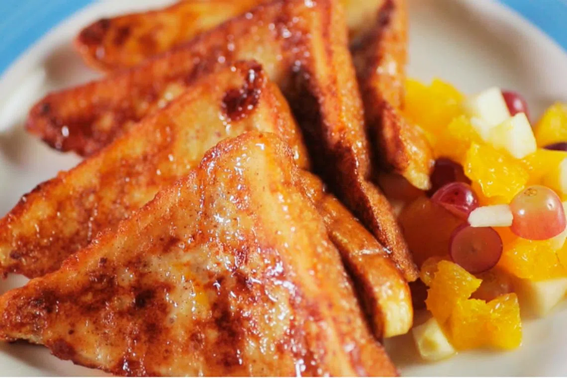 Easy French Toast (Using Leftover Bread) - The Singapore Women's Weekly ...