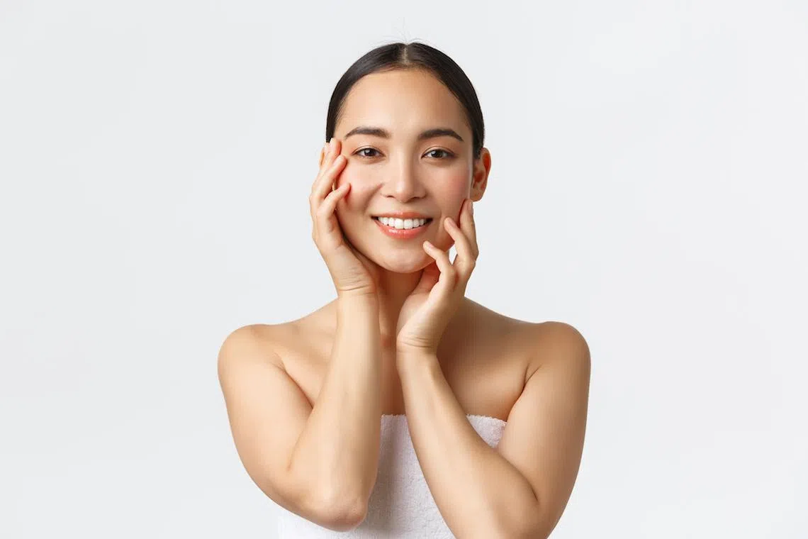 Follow These 10 Steps To Recreate A Designer Facial At Home | The ...