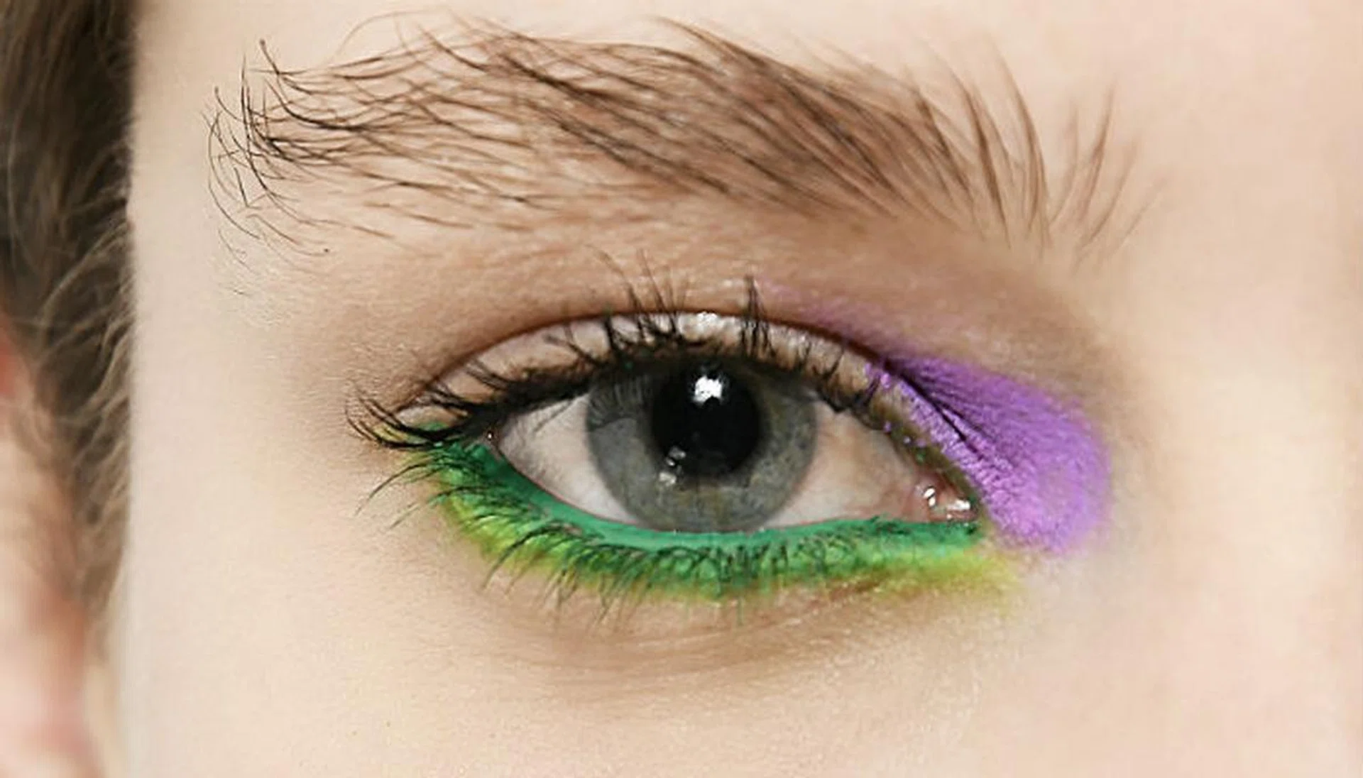 Bored Of Neutrals? Here Are Some Easy Ways To Wear Colours On Your ...