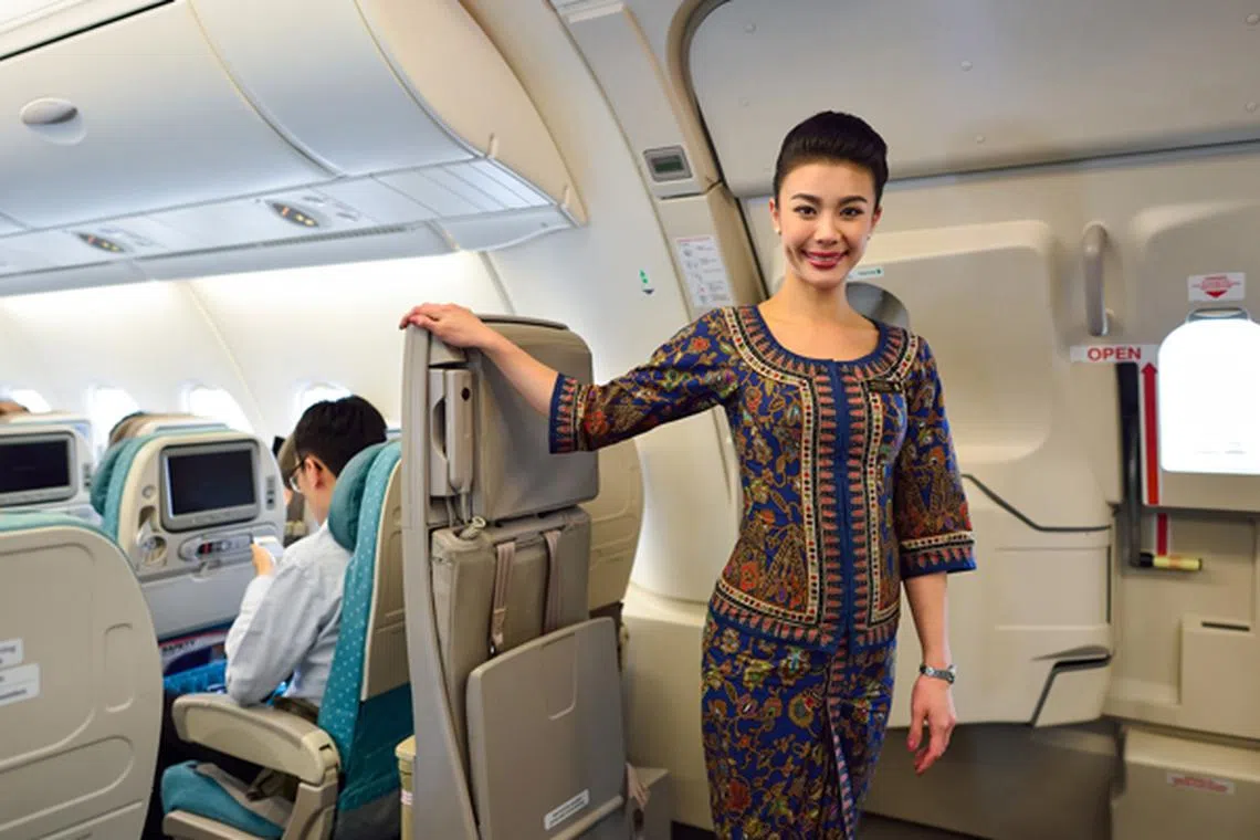 12 Things You Didn't Know About The SQ Girl's Uniform | The Singapore ...
