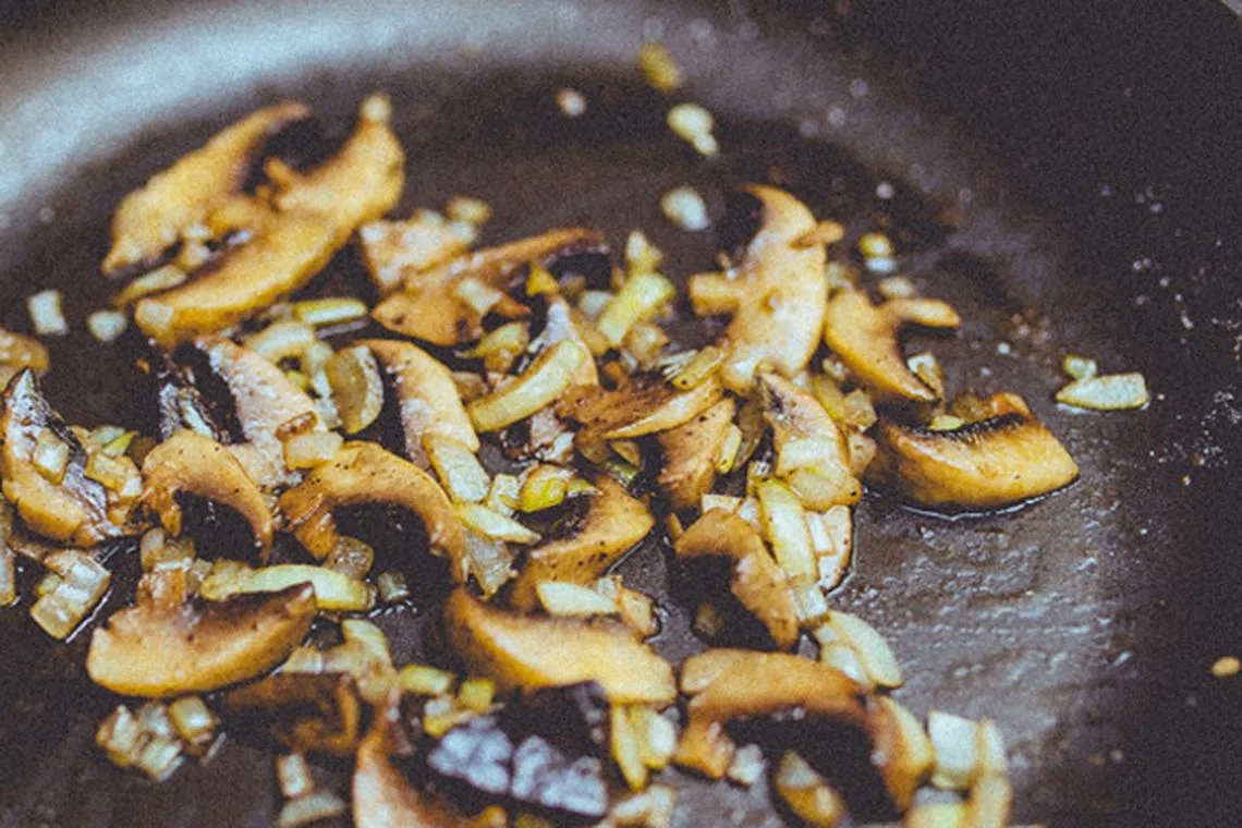 8 Ways To Cook With Less Or Even No Oil! - The Singapore Women's Weekly ...