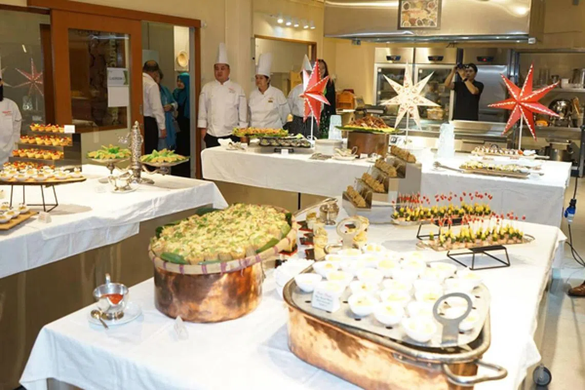 Get Ready To Cook Your Heart Out At The Weekly's Domestic Diva Cooking ...