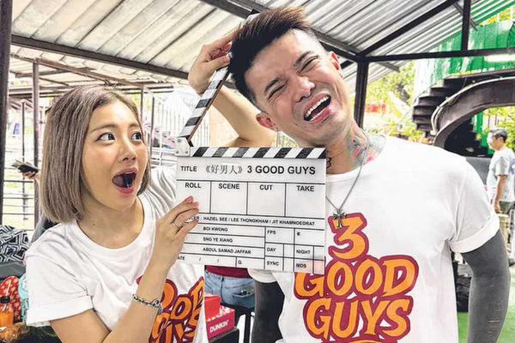 Simonboy赴泰拍电影 携爱儿“臭臭”解相思 | 联合早报