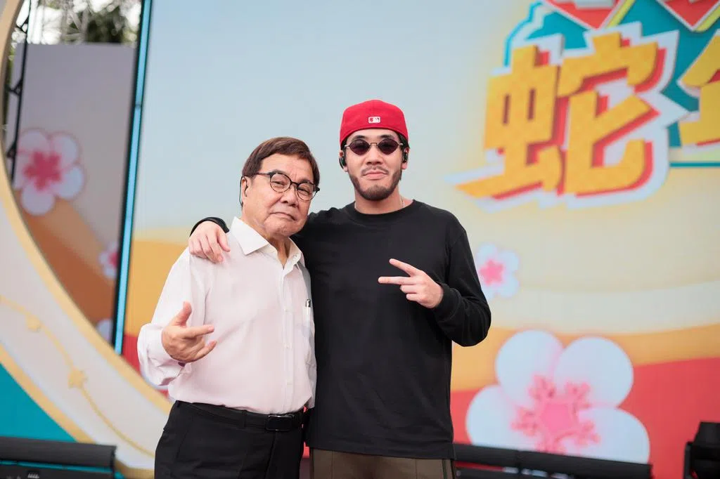 黄清元ShiGGa Shay首同台 嘻哈版《可爱的人生》贺新年 | 联合早报